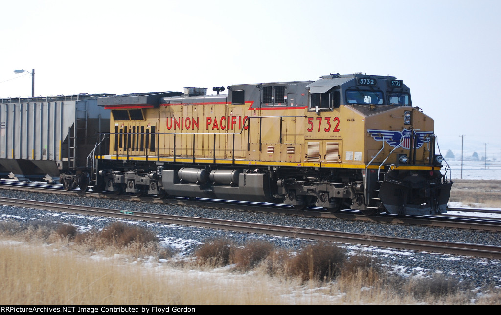 UP 5732 is DPU on east bound UP freight